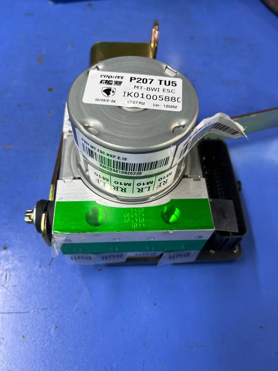 قیمت و خرید پمپ ABS 207 tu5 BWI با بهترین قیمت [اصلی]